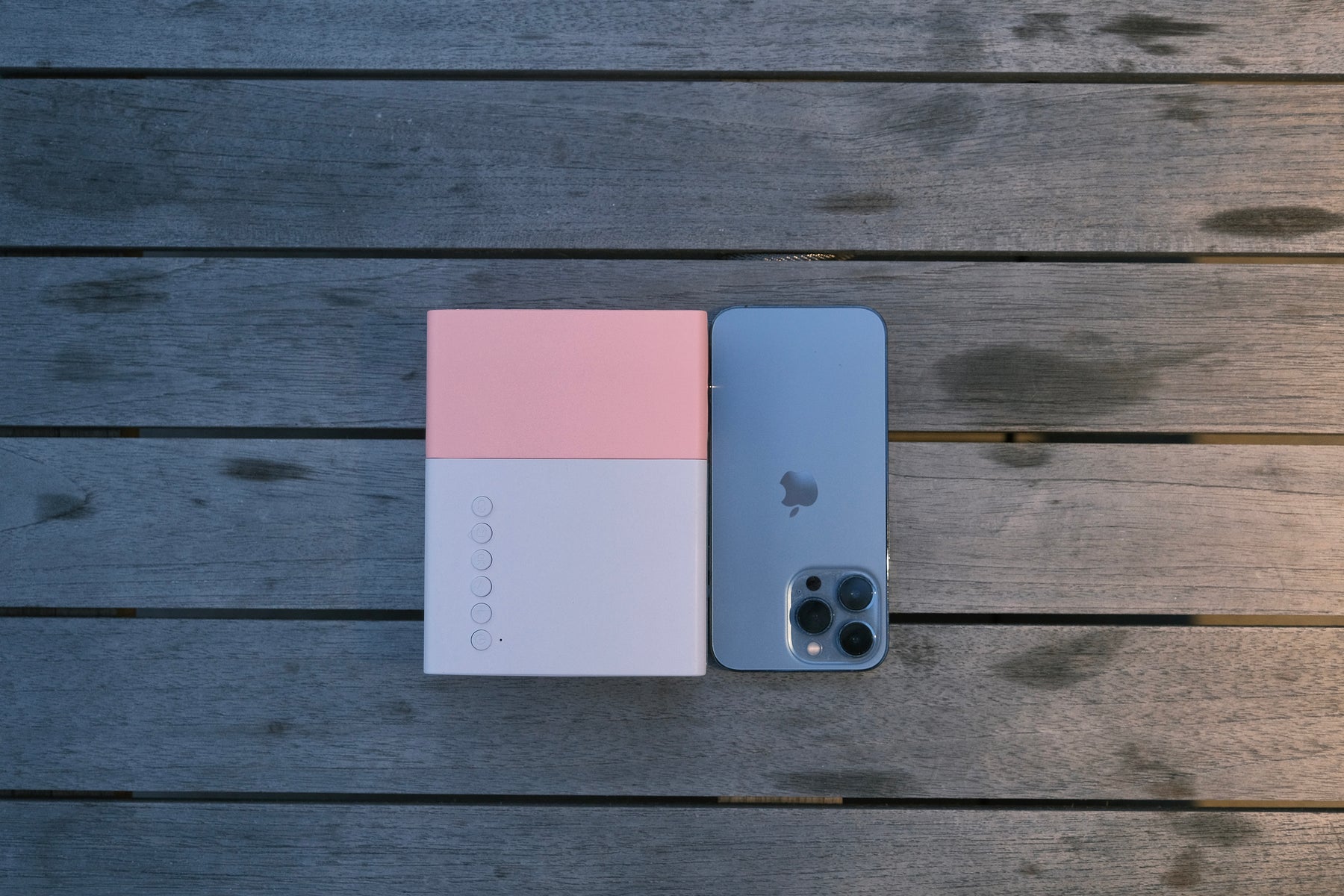 The Mini Projector Pro